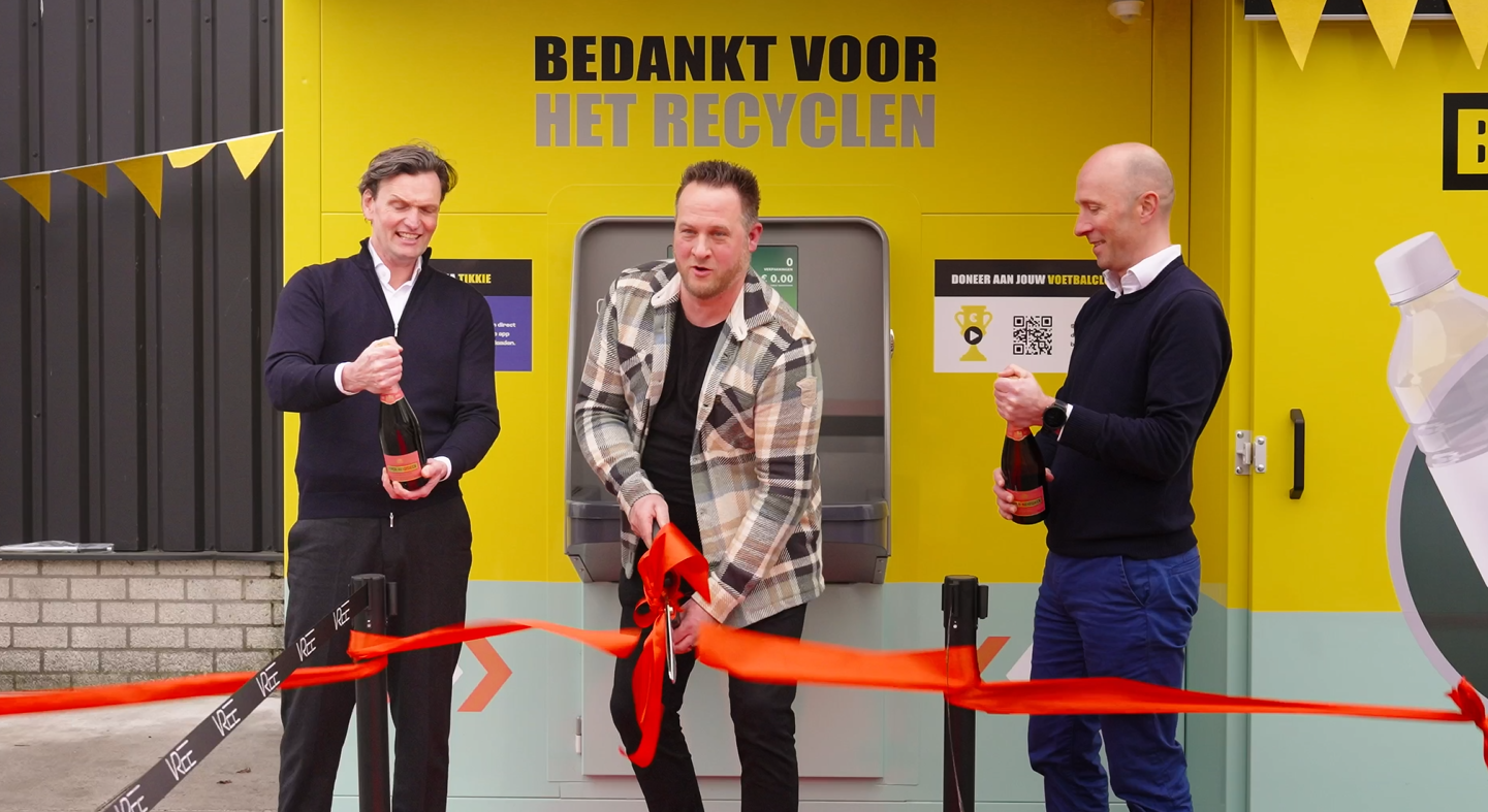 The first 24/7 Quantum bulk-feed machine in the Netherlands | Envipco